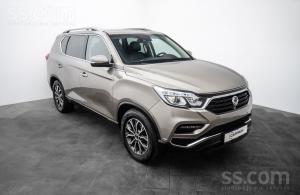 Pelēks SsangYong Rexton 2020 Tallina, ar dzinēja tilpumu 2.20 L un nobraukumu 146 tūkst. km par 15999 €, foto 3 vietnē AUTOMOTO.COM.LV