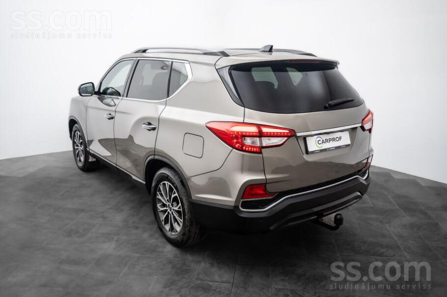 Pelēks SsangYong Rexton 2020 Tallina, ar dzinēja tilpumu 2.20 L un nobraukumu 146 tūkst. km par 15999 €, foto 6 vietnē AUTOMOTO.COM.LV