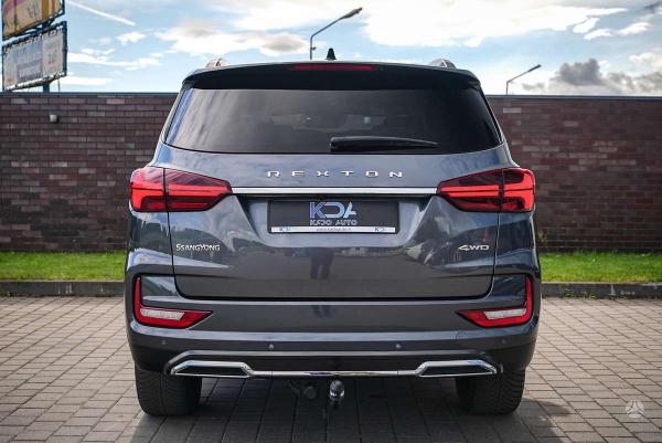 Grey SsangYong Rexton 2021 in Marijampole, with an engine capacity of 2.16 L and mileage of 75 thousand km for 27250 €, photo 8 on AUTOMOTO.COM.LV