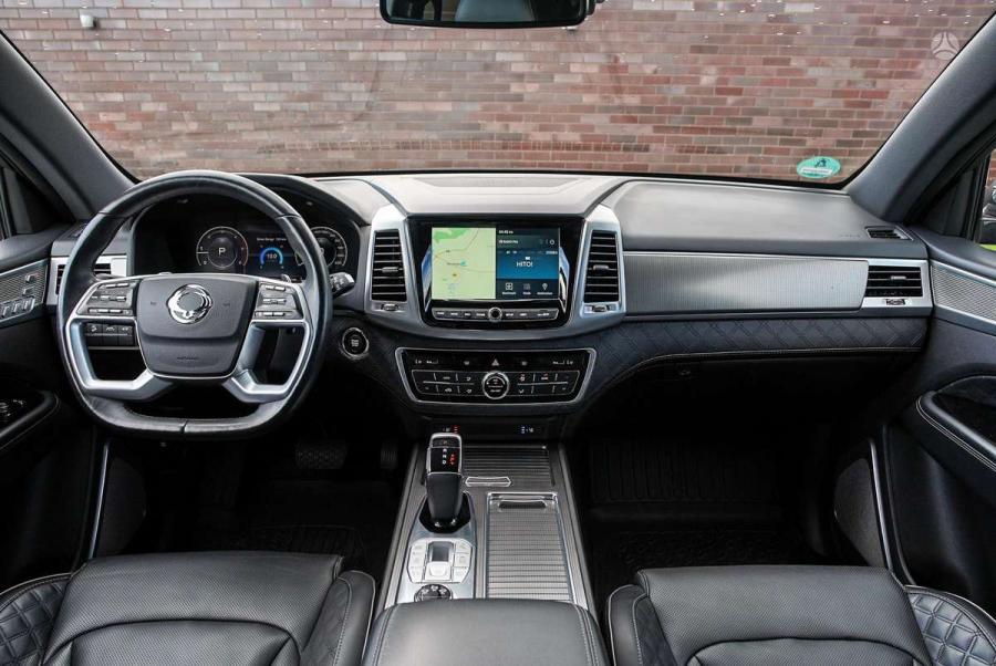 Grey SsangYong Rexton 2021 in Marijampole, with an engine capacity of 2.16 L and mileage of 75 thousand km for 27250 €, photo 14 on AUTOMOTO.COM.LV