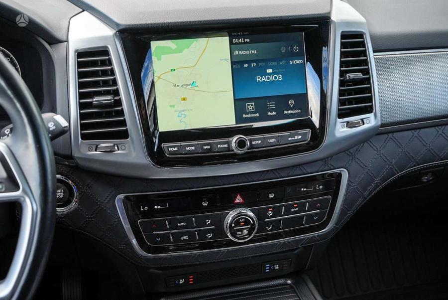 Grey SsangYong Rexton 2021 in Marijampole, with an engine capacity of 2.16 L and mileage of 75 thousand km for 27250 €, photo 19 on AUTOMOTO.COM.LV