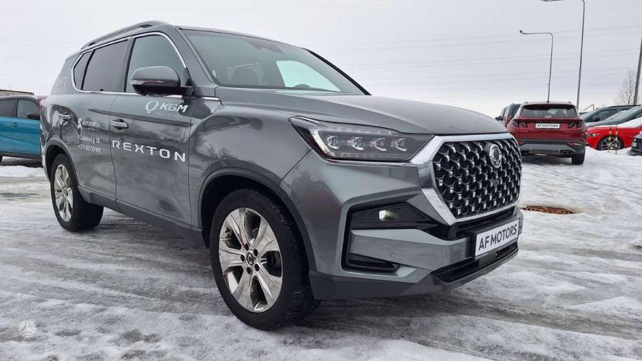 Pelēks SsangYong Rexton 2023 Kauņa, ar dzinēja tilpumu 2.16 L un nobraukumu 15 tūkst. km par 35999 €, foto 21 vietnē AUTOMOTO.COM.LV