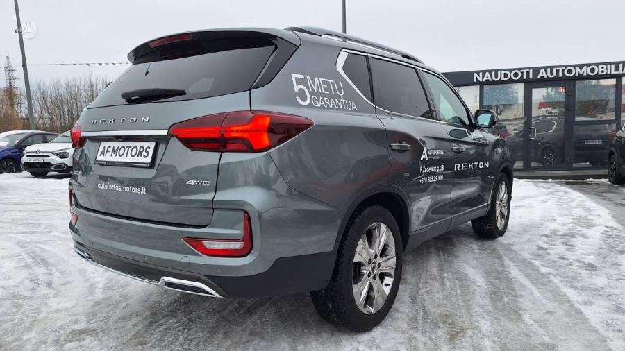 Pelēks SsangYong Rexton 2023 Kauņa, ar dzinēja tilpumu 2.16 L un nobraukumu 15 tūkst. km par 35999 €, foto 24 vietnē AUTOMOTO.COM.LV