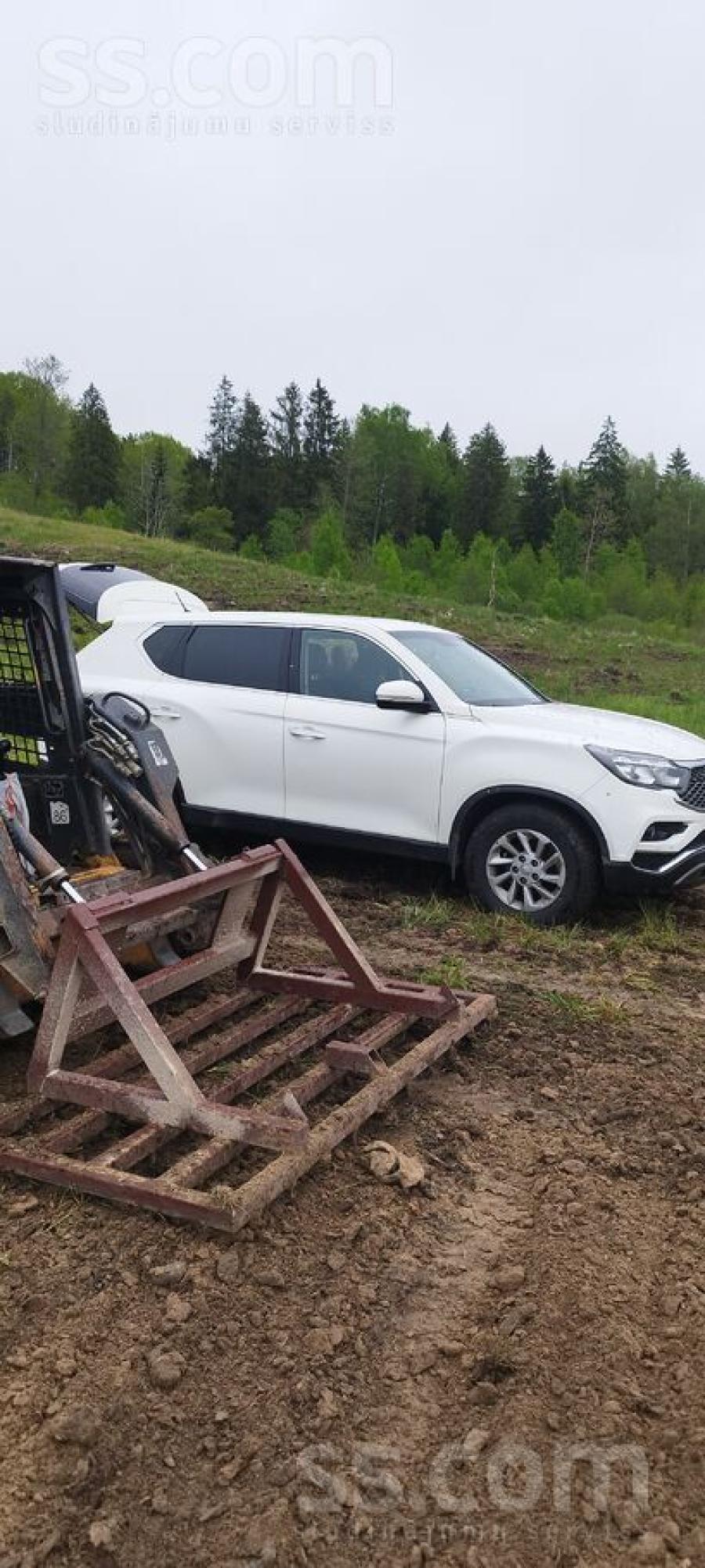 Balts SsangYong Rexton 2019 Rīga, ar dzinēja tilpumu 2.20 L un nobraukumu 62 tūkst. km par 19700 €, foto 12 vietnē AUTOMOTO.COM.LV