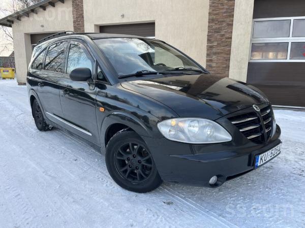 Melns SsangYong Rodius 2007 Rīga, ar dzinēja tilpumu 2.70 L un nobraukumu 202 tūkst. km par 3490 €, foto 2 vietnē AUTOMOTO.COM.LV