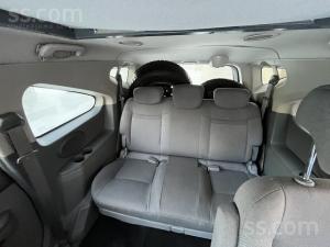 Melns SsangYong Rodius 2007 Rīga, ar dzinēja tilpumu 2.70 L un nobraukumu 202 tūkst. km par 3490 €, foto 12 vietnē AUTOMOTO.COM.LV