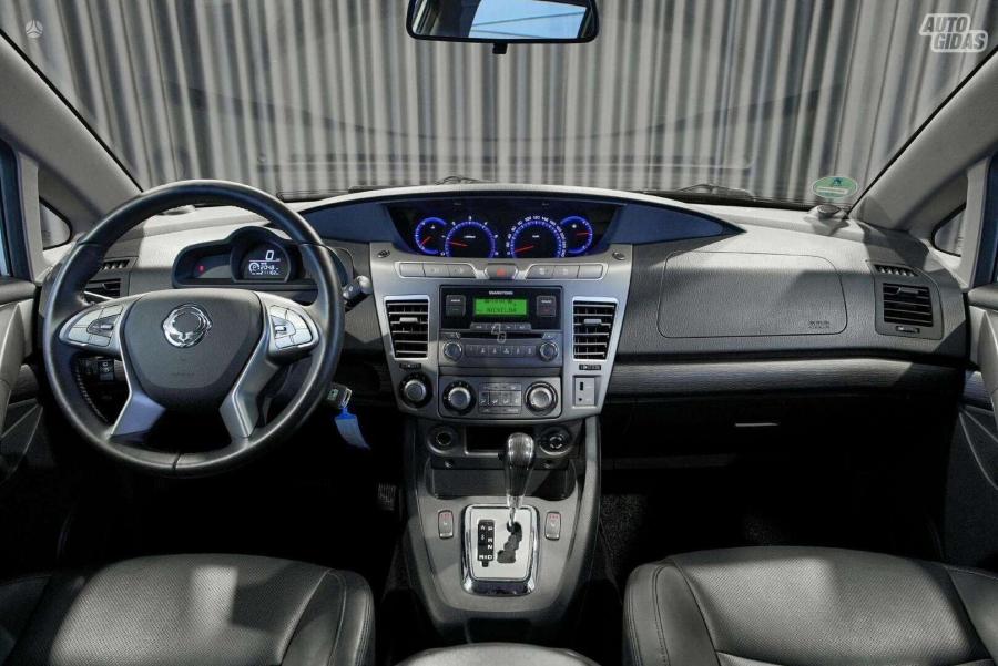 SsangYong Rodius 2017 in Marijampole, with an engine capacity of 2.20 L and mileage of 211 thousand km for 12250 €, photo 15 on AUTOMOTO.COM.LV
