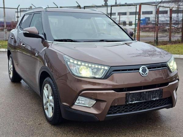 Brūns SsangYong Tivoli 2016 Rokiškis, ar dzinēja tilpumu 1.60 L un nobraukumu 104 tūkst. km par 3750 €, foto 6 vietnē AUTOMOTO.COM.LV