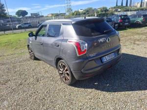 Grey SsangYong Tivoli 2015 in Siauliai, with an engine capacity of 1.60 L and mileage of 200 thousand km for 3750 €, photo 5 on AUTOMOTO.COM.LV