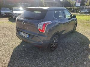 Grey SsangYong Tivoli 2015 in Siauliai, with an engine capacity of 1.60 L and mileage of 200 thousand km for 3750 €, photo 7 on AUTOMOTO.COM.LV