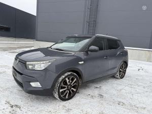 Grey SsangYong Tivoli 2015 in Siauliai, with an engine capacity of 1.60 L and mileage of 200 thousand km for 3750 €, photo  on AUTOMOTO.COM.LV