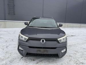 Pelēks SsangYong Tivoli 2015 Šauļi, ar dzinēja tilpumu 1.60 L un nobraukumu 200 tūkst. km par 3750 €, foto 2 vietnē AUTOMOTO.COM.LV