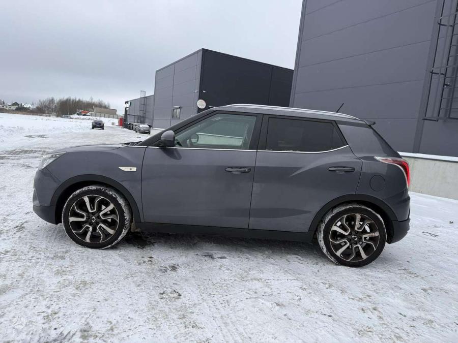 Pelēks SsangYong Tivoli 2015 Šauļi, ar dzinēja tilpumu 1.60 L un nobraukumu 200 tūkst. km par 3750 €, foto 8 vietnē AUTOMOTO.COM.LV