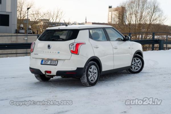 White SsangYong Tivoli 2016 in Tartu, with an engine capacity of 1.60 L and mileage of 182 thousand km for 4999 €, photo 2 on AUTOMOTO.COM.LV