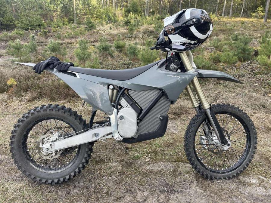 Stark Varg 2024 Kauņa, ar dzinēja tilpumu 0.00 L un nobraukumu 520 tūkst. km par 8600 €, foto 1 vietnē AUTOMOTO.COM.LV