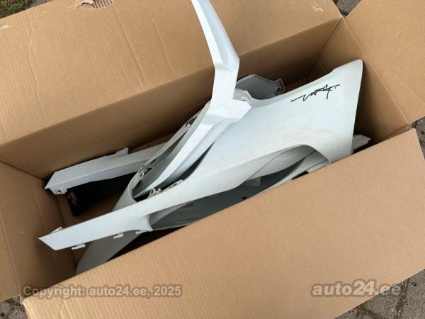 White Stark Varg 2024 in Dobele, with an engine capacity of 0.00 L and mileage of 1 thousand km for 8200 €, photo 11 on AUTOMOTO.COM.LV