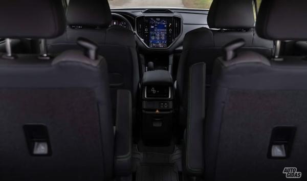 Subaru Ascent 2023 Klaipėda, ar dzinēja tilpumu 2.40 L un nobraukumu 27 tūkst. km par 29000 €, foto 6 vietnē AUTOMOTO.COM.LV