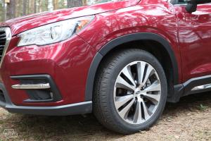 Red Subaru Ascent 2020 in Kaunas, with an engine capacity of 2.40 L and mileage of 96 thousand km for 22400 €, photo 5 on AUTOMOTO.COM.LV