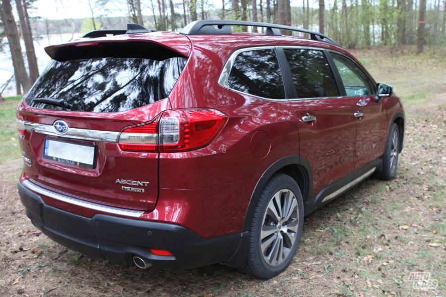 Red Subaru Ascent 2020 in Kaunas, with an engine capacity of 2.40 L and mileage of 96 thousand km for 22400 €, photo 8 on AUTOMOTO.COM.LV