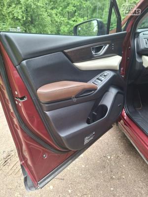 Red Subaru Ascent 2020 in Kaunas, with an engine capacity of 2.40 L and mileage of 96 thousand km for 22400 €, photo 17 on AUTOMOTO.COM.LV