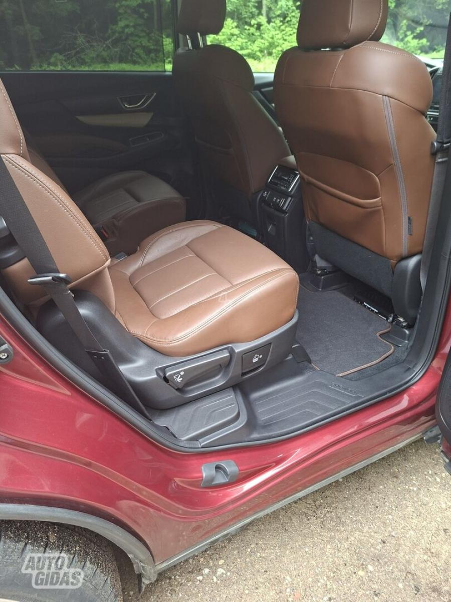 Red Subaru Ascent 2020 in Kaunas, with an engine capacity of 2.40 L and mileage of 96 thousand km for 22400 €, photo 23 on AUTOMOTO.COM.LV