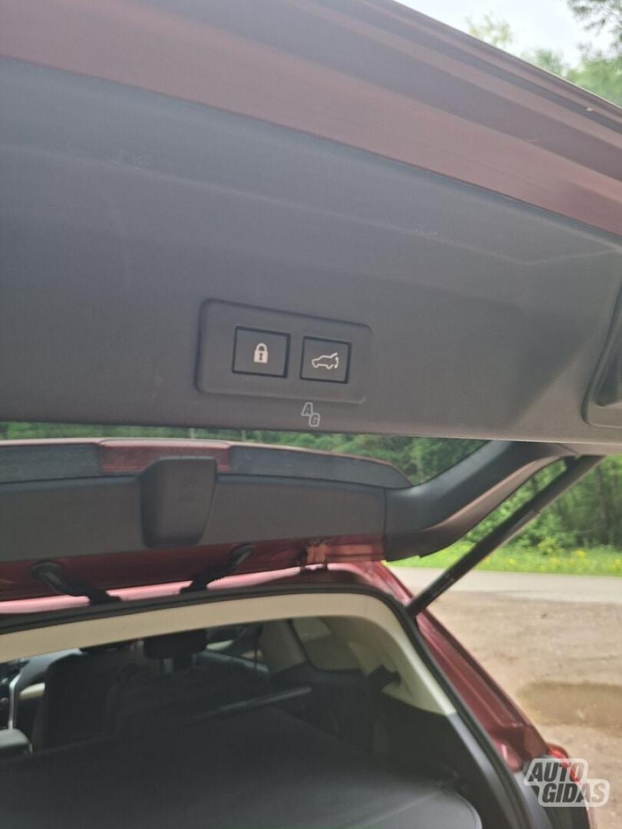Red Subaru Ascent 2020 in Kaunas, with an engine capacity of 2.40 L and mileage of 96 thousand km for 22400 €, photo 29 on AUTOMOTO.COM.LV
