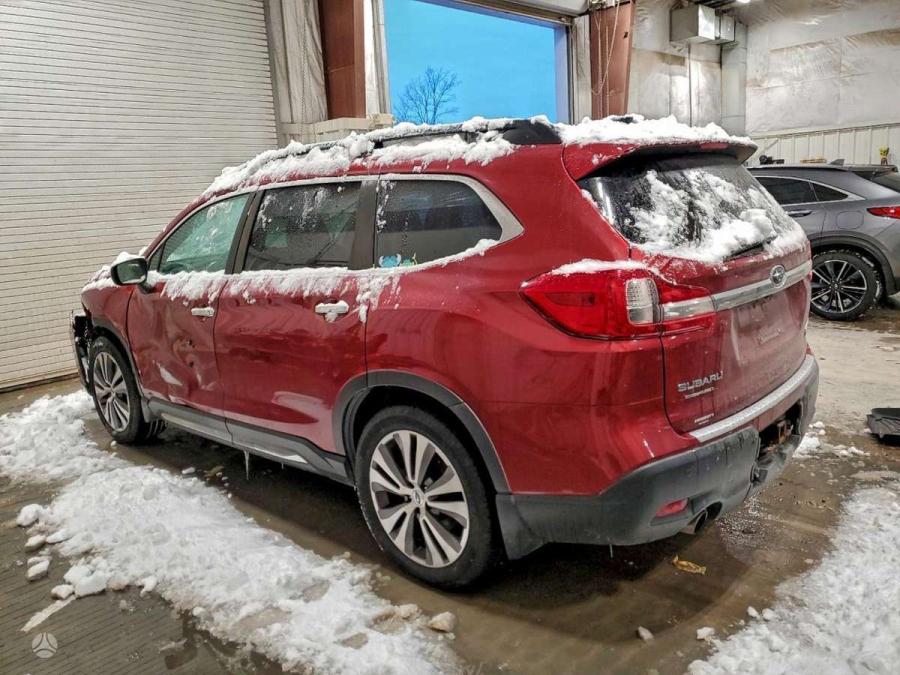 Red Subaru Ascent 2020 in Klaipeda, with an engine capacity of 2.40 L and mileage of 298 thousand km for 9700 €, photo 4 on AUTOMOTO.COM.LV