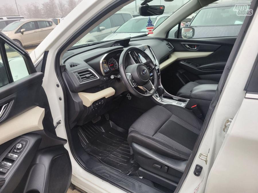 White Subaru Ascent 2019 in Siauliai, with an engine capacity of 2.40 L and mileage of 201 thousand km for 16800 €, photo 6 on AUTOMOTO.COM.LV