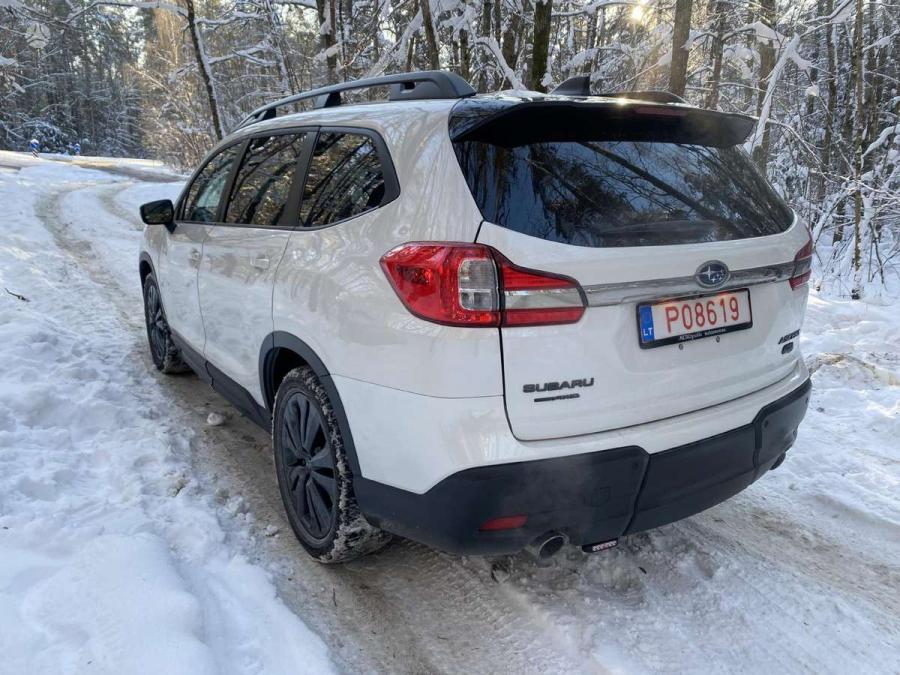 Balts Subaru Ascent 2022 Viļņa, ar dzinēja tilpumu 2.40 L un nobraukumu 90 tūkst. km par 21000 €, foto 5 vietnē AUTOMOTO.COM.LV