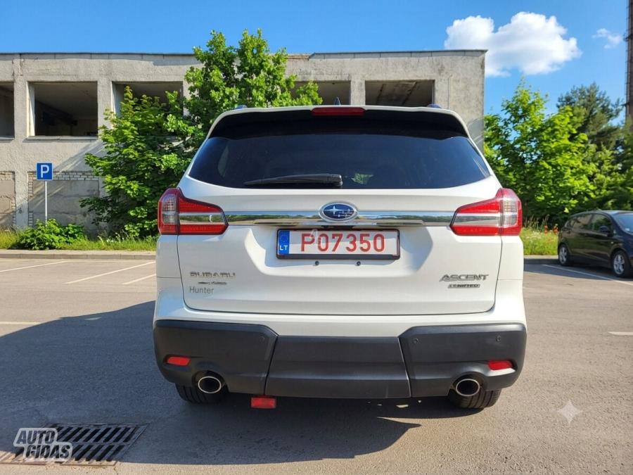 White Subaru Ascent 2022 in Jurbarkas, with an engine capacity of 2.40 L and mileage of 50 thousand km for 22450 €, photo 6 on AUTOMOTO.COM.LV