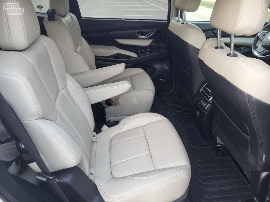 White Subaru Ascent 2022 in Jurbarkas, with an engine capacity of 2.40 L and mileage of 50 thousand km for 22450 €, photo 10 on AUTOMOTO.COM.LV