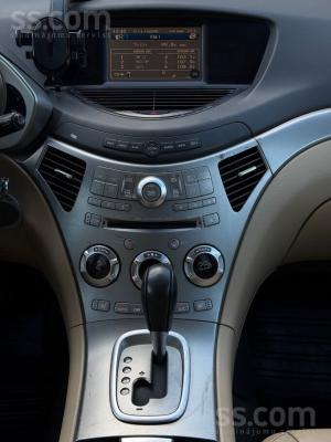Pelēks Subaru B9 Tribeca 2007 Rīga, ar dzinēja tilpumu 3.00 L un nobraukumu 285 tūkst. km par 2980 €, foto 14 vietnē AUTOMOTO.COM.LV