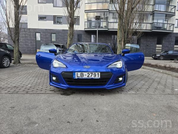 Blue Subaru BRZ 2017 in Riga, with an engine capacity of 2.00 L and mileage of 97 thousand km for 19999 €, photo 8 on AUTOMOTO.COM.LV