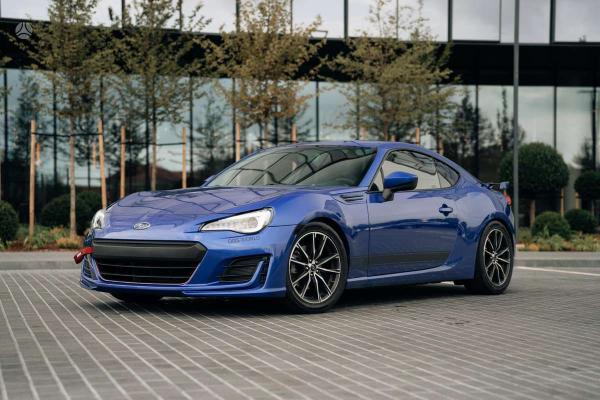 Subaru BRZ 2017 in Vilnius on AUTOMOTO.COM.LV Blue Subaru BRZ 2017 in Vilnius, with an engine capacity of 2.00 L and mileage of 108 thousand km for 16950 €, photo 3 on AUTOMOTO.COM.LV