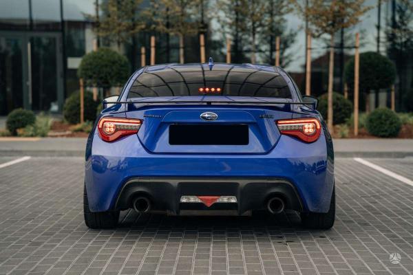 Subaru BRZ 2017 in Vilnius on AUTOMOTO.COM.LV Blue Subaru BRZ 2017 in Vilnius, with an engine capacity of 2.00 L and mileage of 108 thousand km for 16950 €, photo 6 on AUTOMOTO.COM.LV