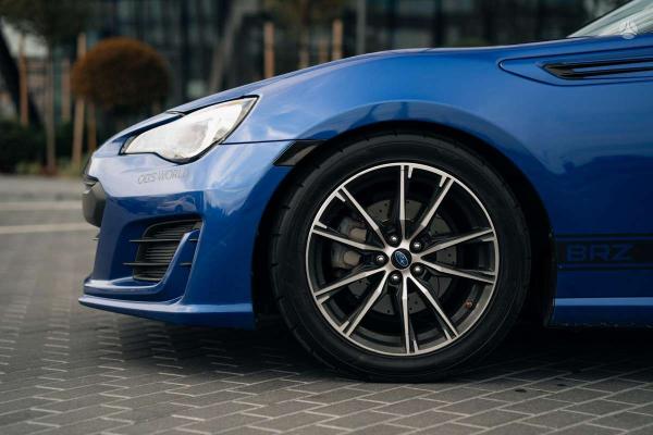 Subaru BRZ 2017 in Vilnius on AUTOMOTO.COM.LV Blue Subaru BRZ 2017 in Vilnius, with an engine capacity of 2.00 L and mileage of 108 thousand km for 16950 €, photo 7 on AUTOMOTO.COM.LV