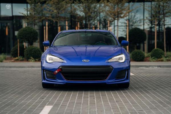 Subaru BRZ 2017 in Vilnius on AUTOMOTO.COM.LV Blue Subaru BRZ 2017 in Vilnius, with an engine capacity of 2.00 L and mileage of 108 thousand km for 16950 €, photo 8 on AUTOMOTO.COM.LV