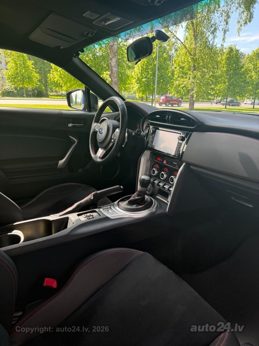 Zils Subaru BRZ 2019 Tallina, ar dzinēja tilpumu 2.00 L un nobraukumu 35 tūkst. km par 22990 €, foto 7 vietnē AUTOMOTO.COM.LV