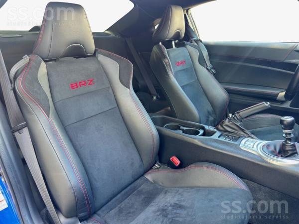 Blue Subaru BRZ 2019 in Riga, with an engine capacity of 2.00 L and mileage of 48 thousand km for 30990 €, photo 6 on AUTOMOTO.COM.LV