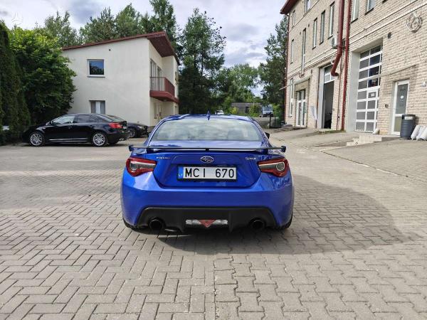Subaru BRZ 2017 in Vilnius, with an engine capacity of 2.00 L and mileage of 85 thousand km for 19000 €, photo 5 on AUTOMOTO.COM.LV