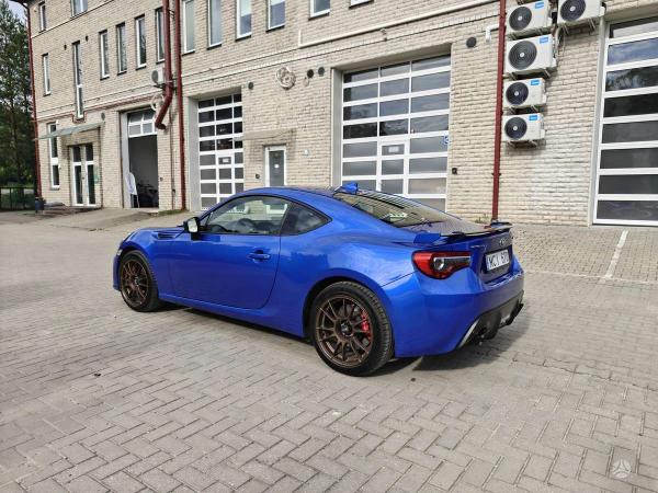 Subaru BRZ 2017 in Vilnius, with an engine capacity of 2.00 L and mileage of 85 thousand km for 19000 €, photo 6 on AUTOMOTO.COM.LV