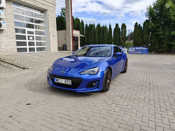 Subaru BRZ 2017 in Vilnius, with an engine capacity of 2.00 L and mileage of 85 thousand km for 19000 €, photo 7 on AUTOMOTO.COM.LV