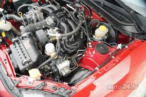 Red Subaru BRZ 2012 in Tallinn, with an engine capacity of 2.00 L and mileage of 103 thousand km for 12800 €, photo 12 on AUTOMOTO.COM.LV