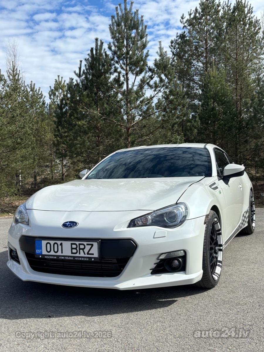 White Subaru BRZ 2013 in Tallinn, with an engine capacity of 2.00 L and mileage of 26 thousand km for 28000 €, photo 1 on AUTOMOTO.COM.LV