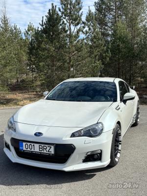 White Subaru BRZ 2013 in Tallinn, with an engine capacity of 2.00 L and mileage of 26 thousand km for 28000 €, photo 4 on AUTOMOTO.COM.LV