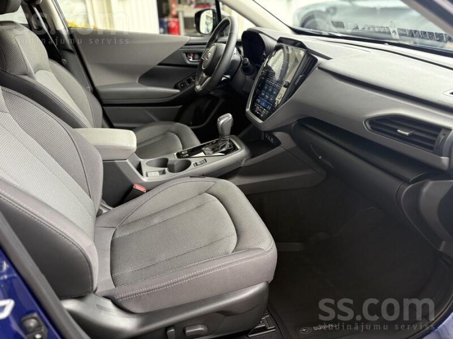 Blue Subaru Crosstrek 2025 in Riga, with an engine capacity of 2.00 L and mileage of 7 thousand km for 28500 €, photo 18 on AUTOMOTO.COM.LV