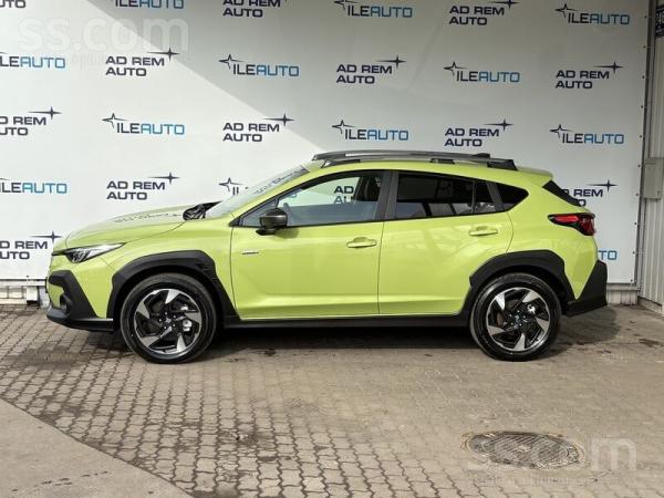 Green Subaru Crosstrek 2026 in Riga, with an engine capacity of 2.00 L and mileage of 12 thousand km for 34400 €, photo 2 on AUTOMOTO.COM.LV