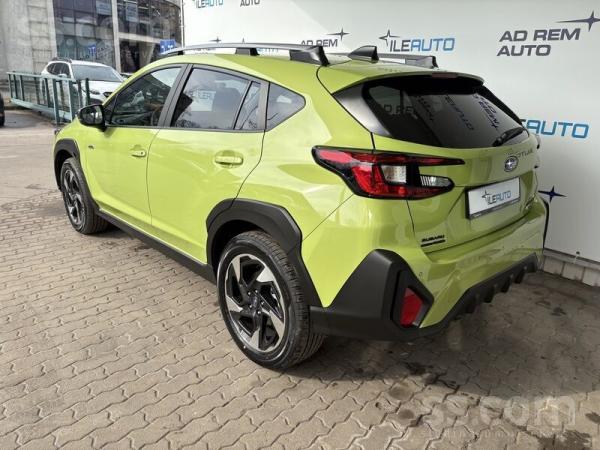 Green Subaru Crosstrek 2026 in Riga, with an engine capacity of 2.00 L and mileage of 12 thousand km for 34400 €, photo 3 on AUTOMOTO.COM.LV