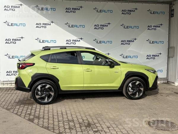 Green Subaru Crosstrek 2026 in Riga, with an engine capacity of 2.00 L and mileage of 12 thousand km for 34400 €, photo 6 on AUTOMOTO.COM.LV