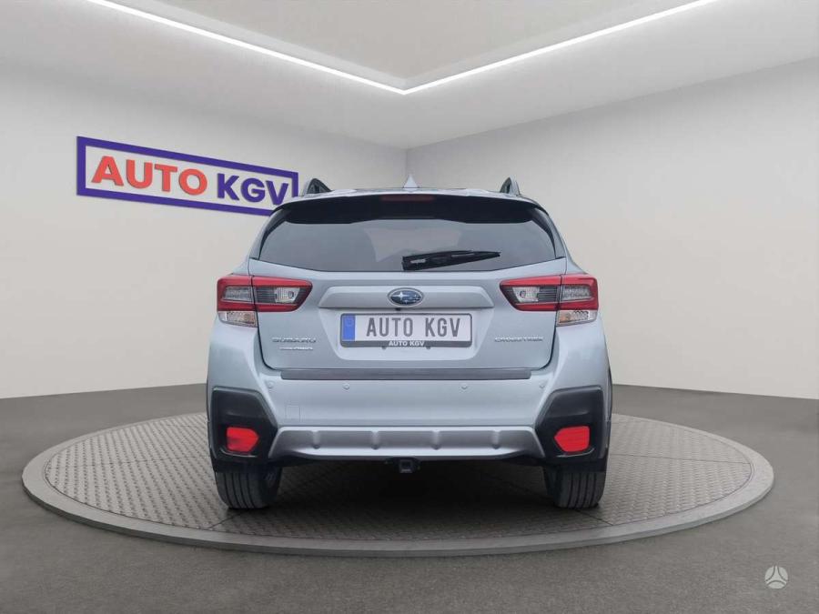 Серый Субару Crosstrek 2023 в Вильнюс, объемом двигателя 2.50 л и пробегом 42 тыс. км за 19999 €, фото 5 на AUTOMOTO.COM.LV